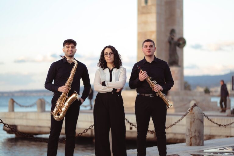 Trio Rhythmos-eng